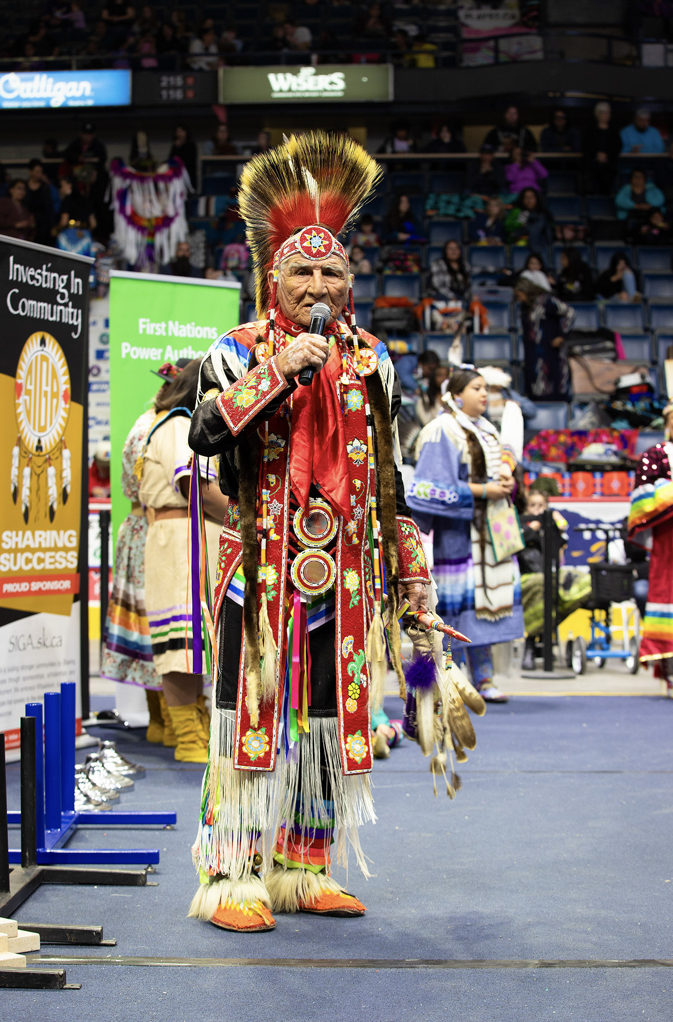 FNUniv Hosts 45th Annual Spring Celebration Powwow in Regina - FNUniv.ca